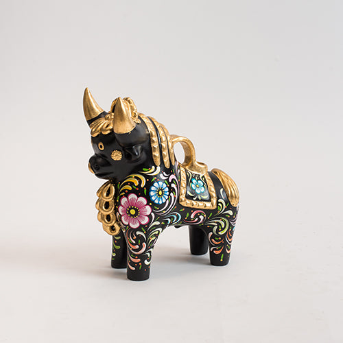 Torito de Pucará negro XXL – Entresillas Perú